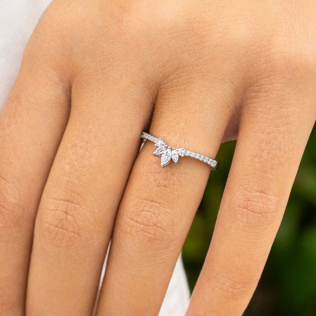 Vintage Wedding Band | V-Shaped wedding band – Modern Gents