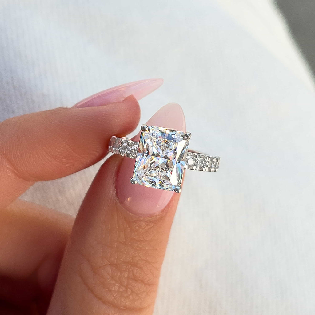 Radiant Cut Diamond Engagement Ring – Modern Gents
